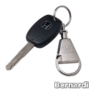 HM488693 | Honda Chrome Separating Clip Key Chain - Bernardi Parts Honda